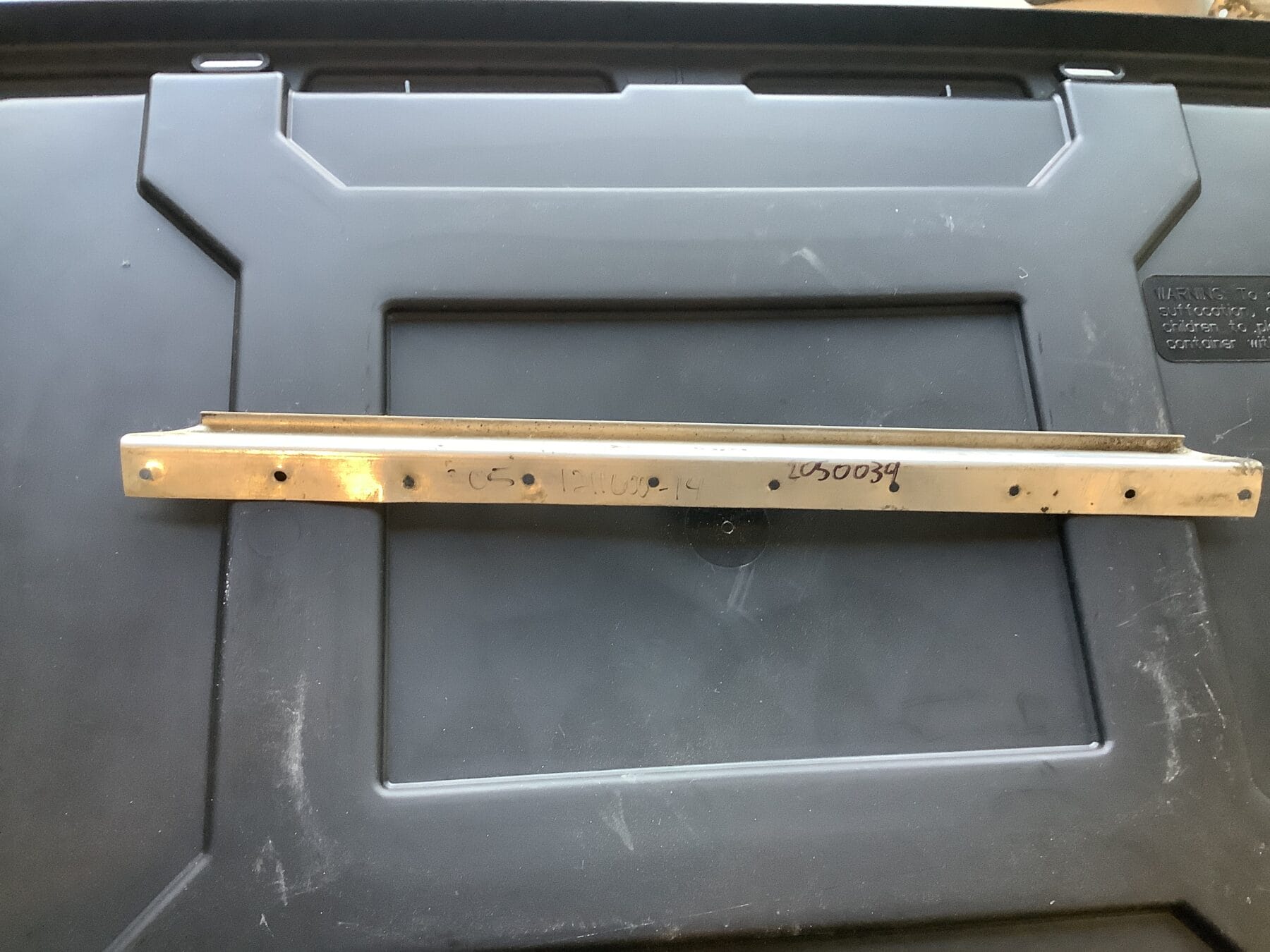 Retainer - suttonaircraft.com